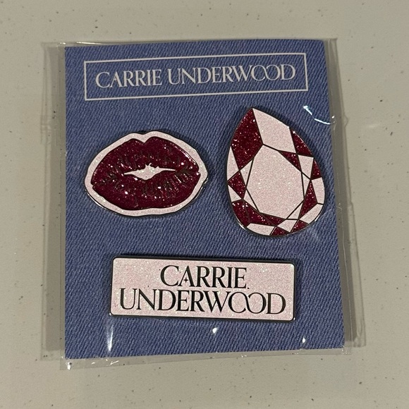 CALIA by Carrie Underwood | Accessories | Nwt Carrie Underwood Pins Set ...